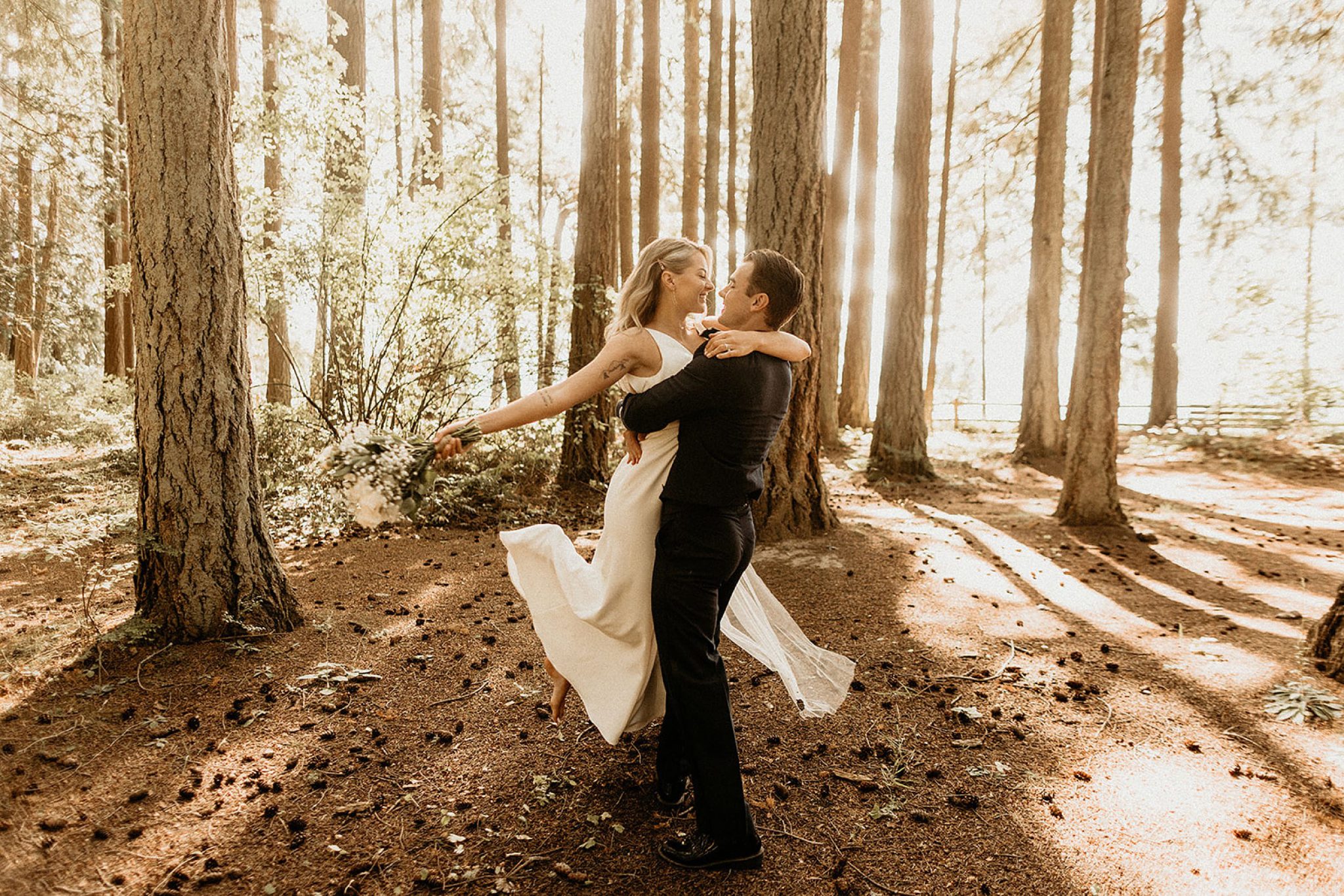 How to Have a Leave No Trace Elopement | The 7 LNT Principles