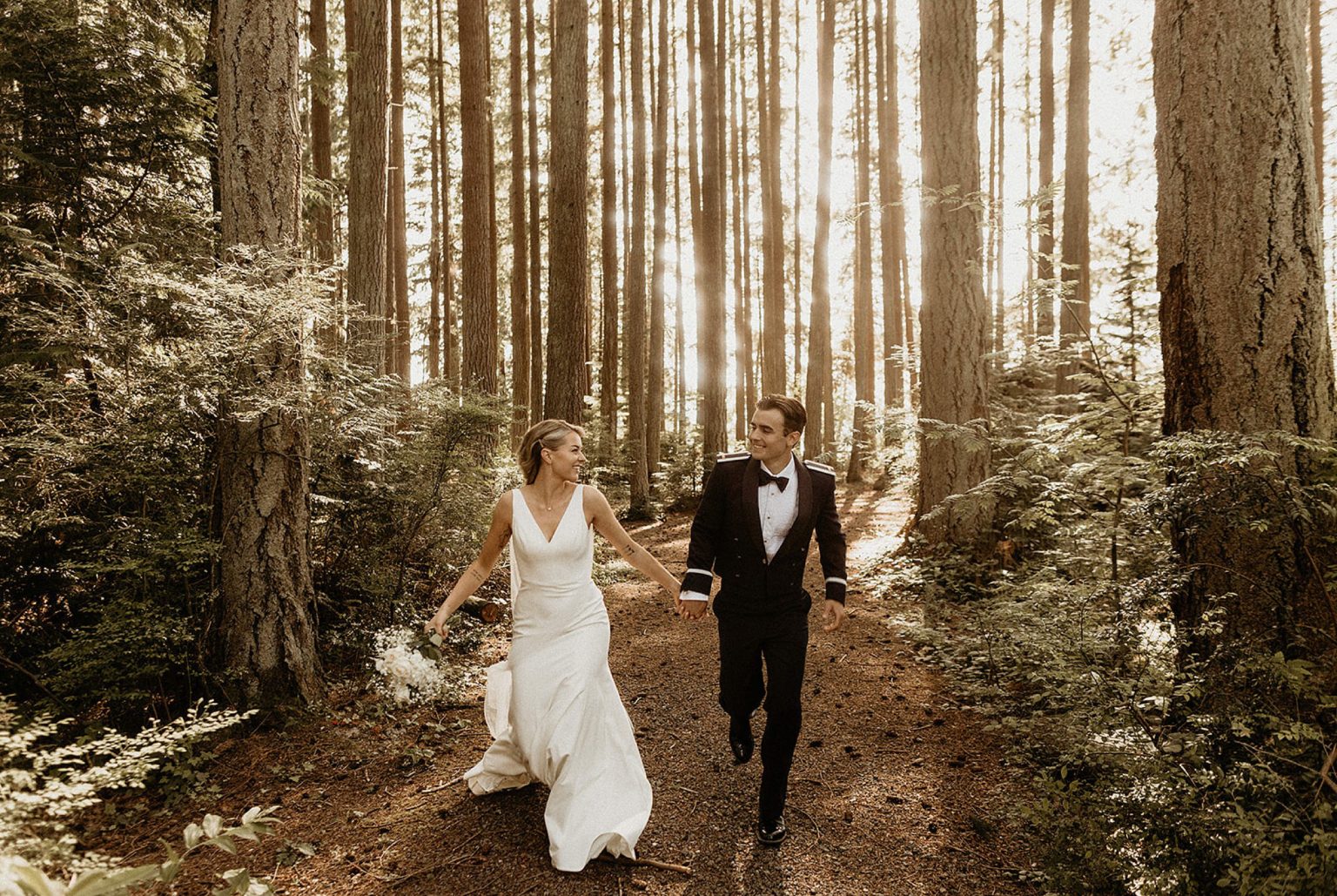 How to Have a Leave No Trace Elopement | The 7 LNT Principles