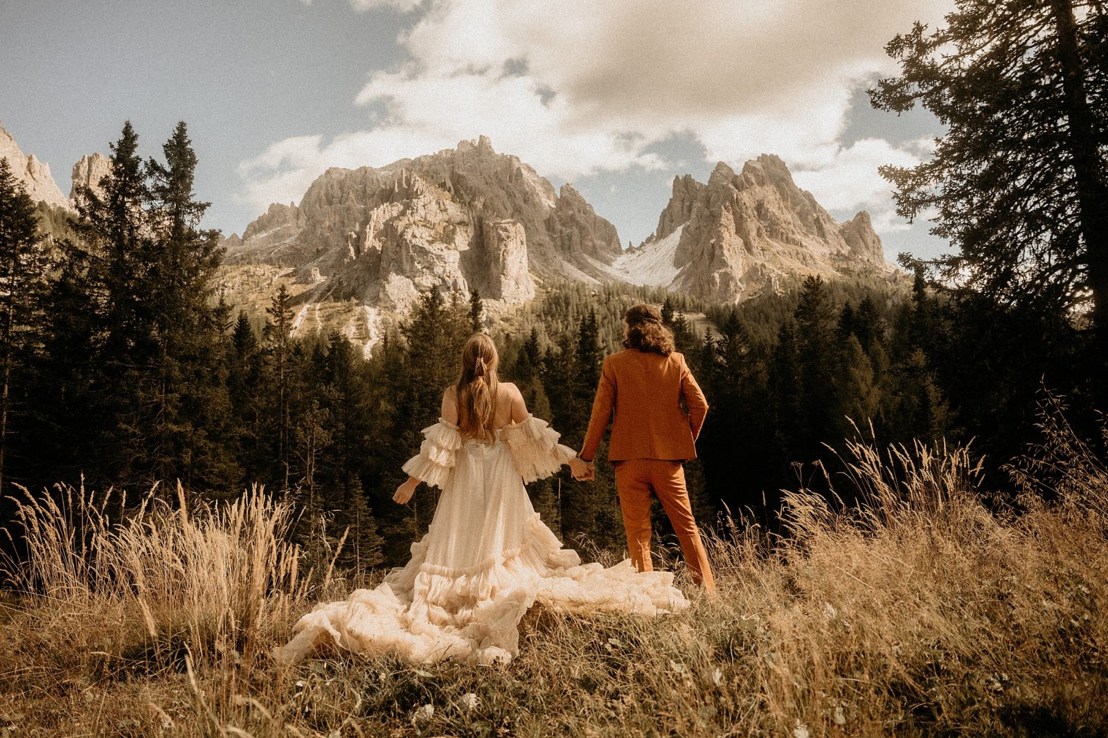 How to Elope in the Dolomites | Ultimate Guide