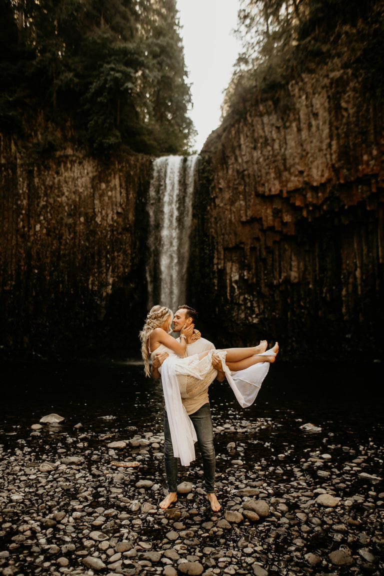 Places in the PNW That Look Like Iceland - breeannalasher.com