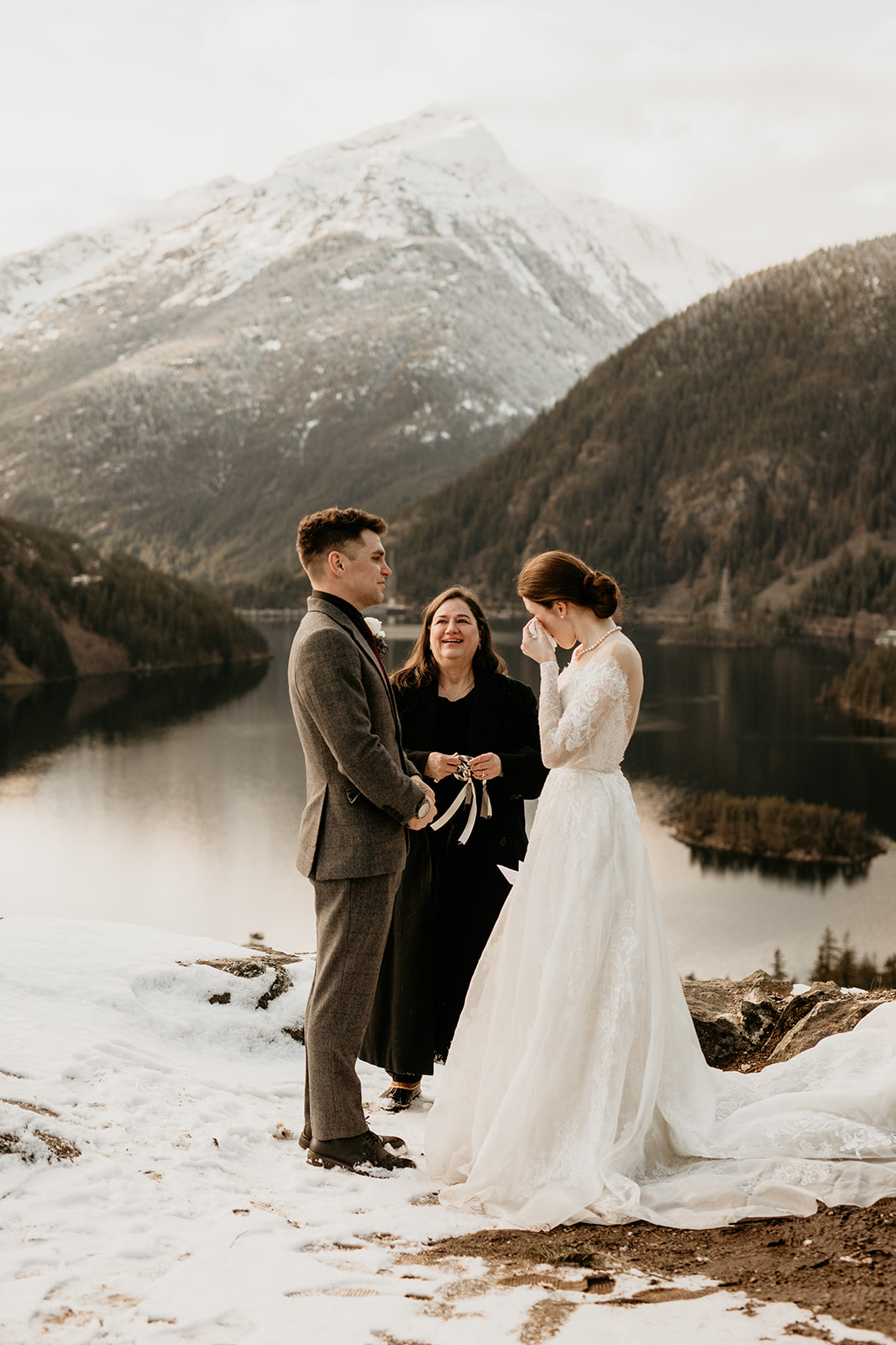 How to Elope at Diablo Lake - breeannalasher.com