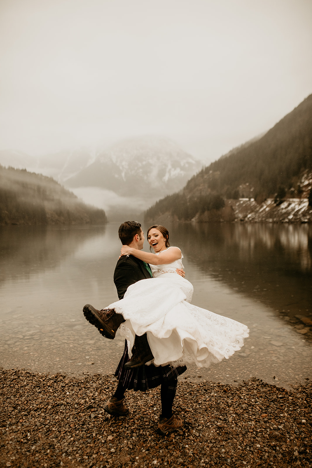 How to Elope at Diablo Lake - breeannalasher.com