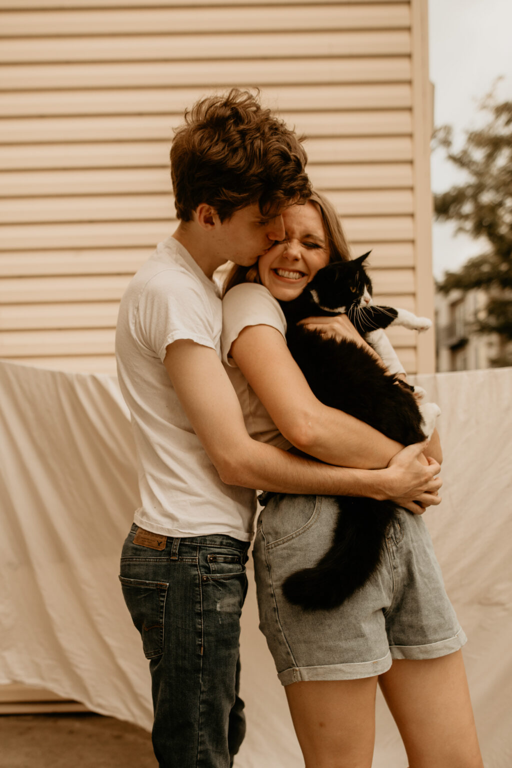 12 Tips to Help You Rock Your In-Home Couples Session