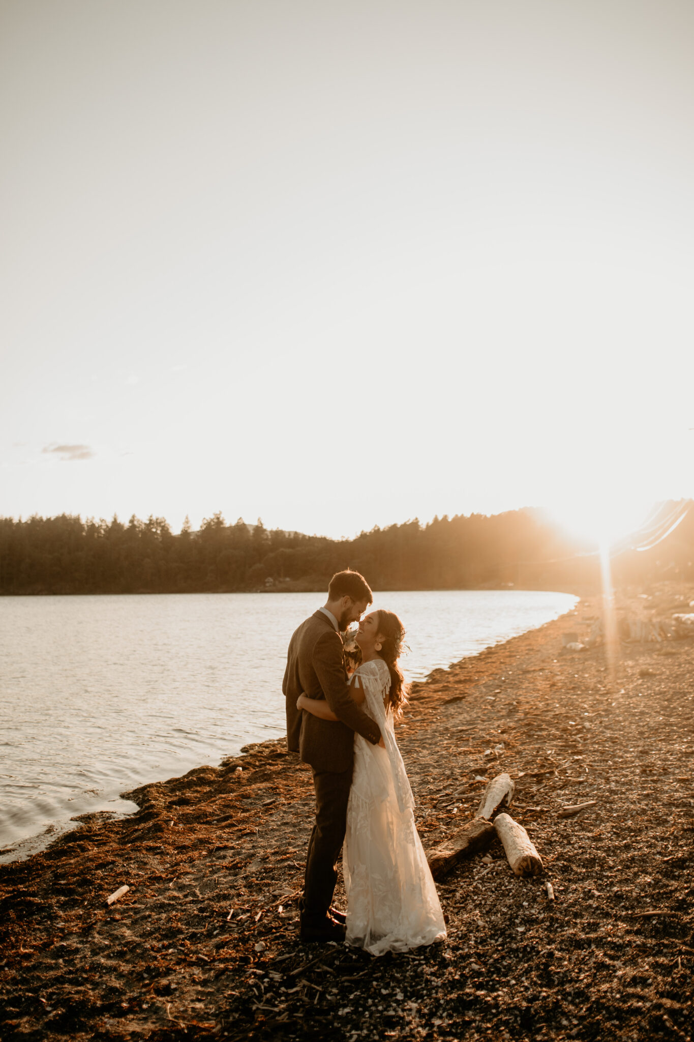 Ultimate San Juan Islands Elopement Guide - breeannalasher.com