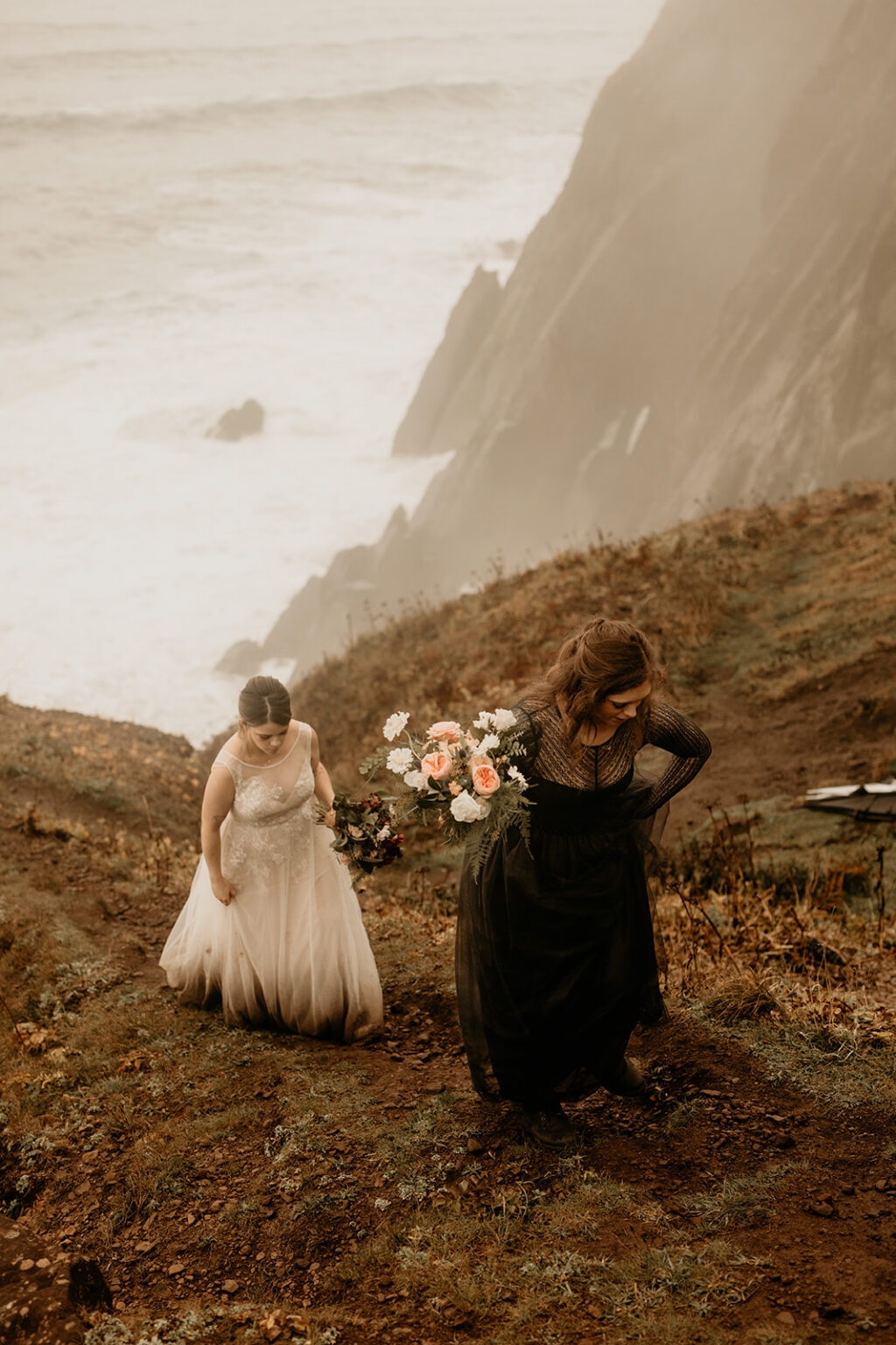What is An Elopement? How They Differ From Big Weddings