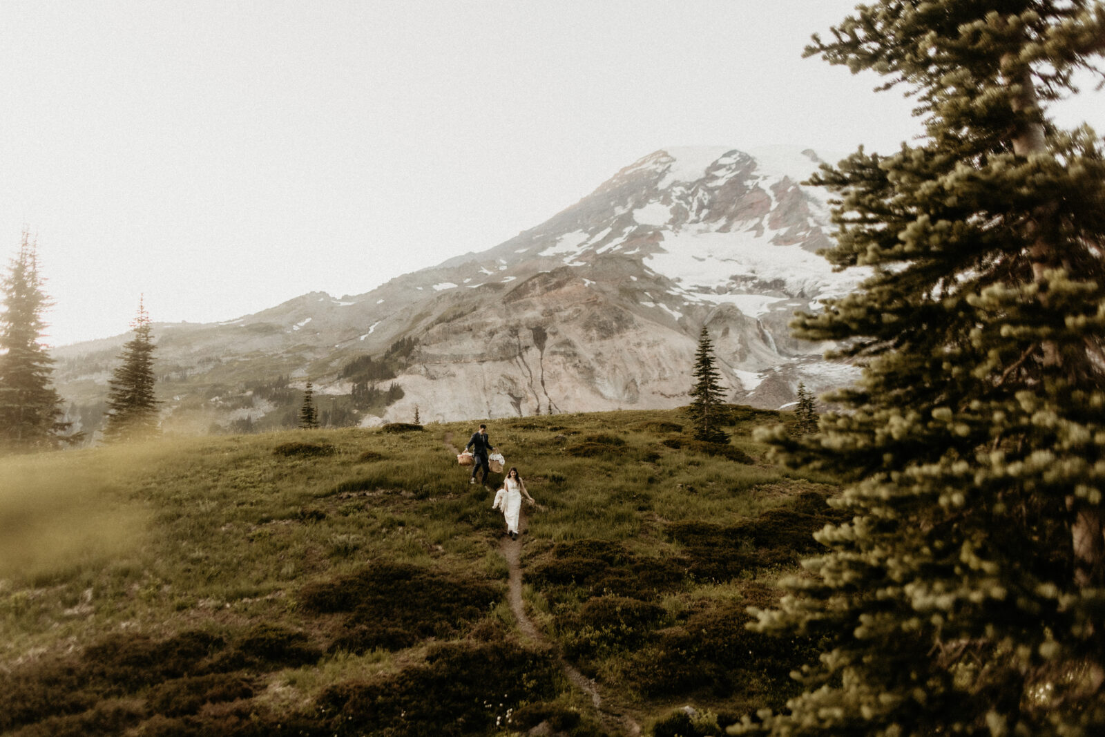 What is An Elopement? How They Differ From Big Weddings