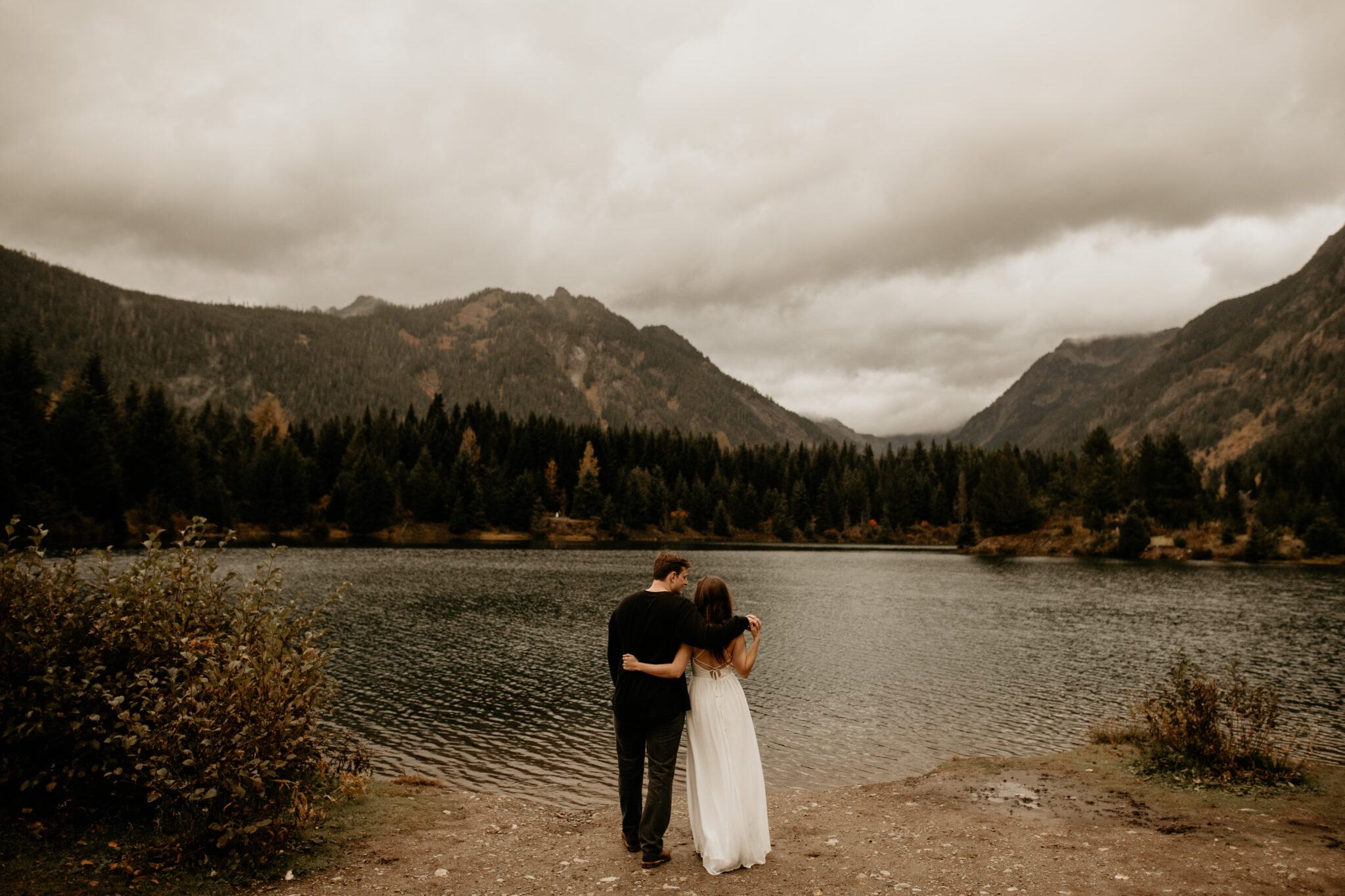 15 Most Beautiful Alpine Lake Elopement Locations in WA