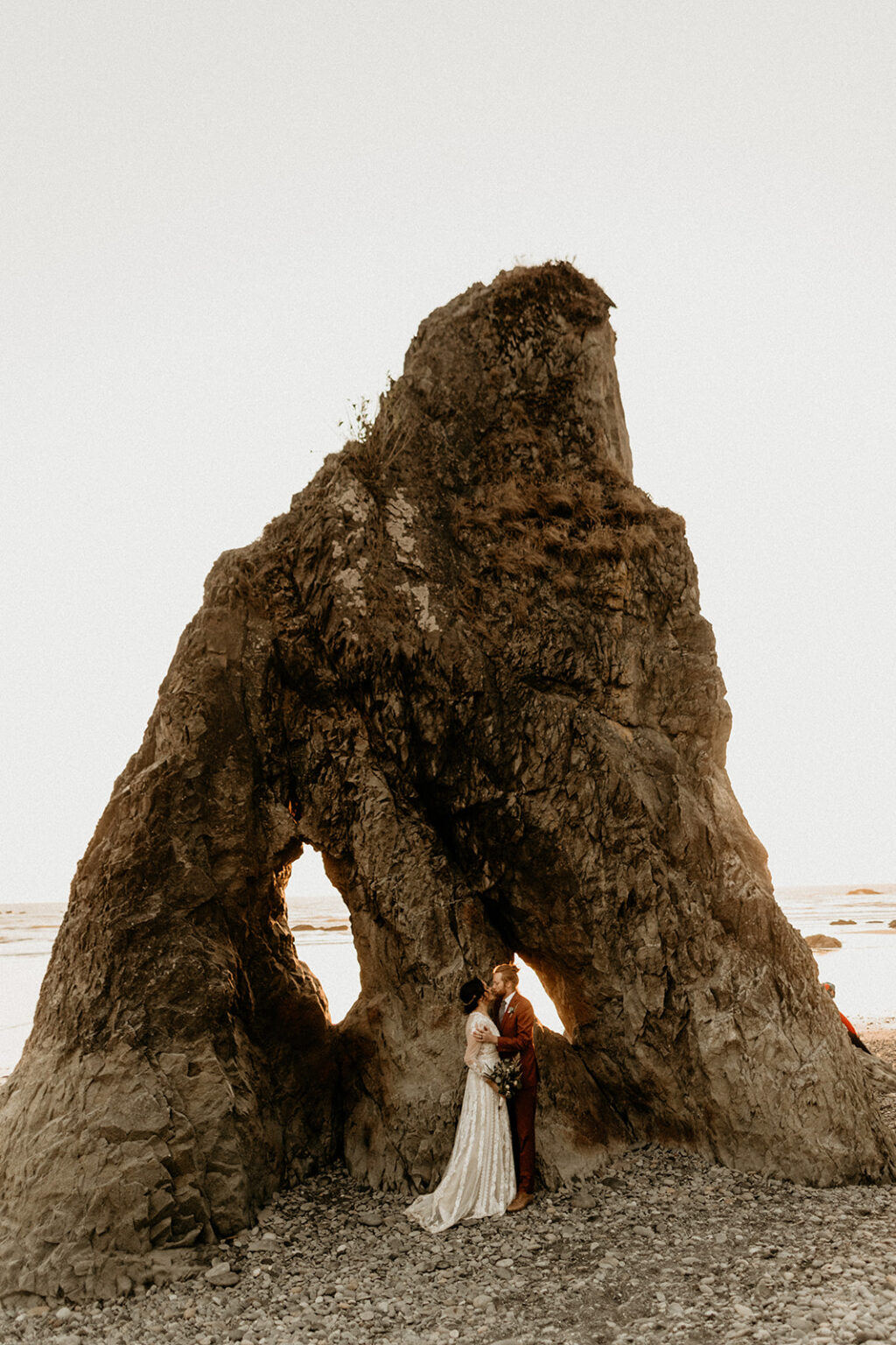 The 5 Best Beach Elopement Locations in the PNW - breeannalasher.com
